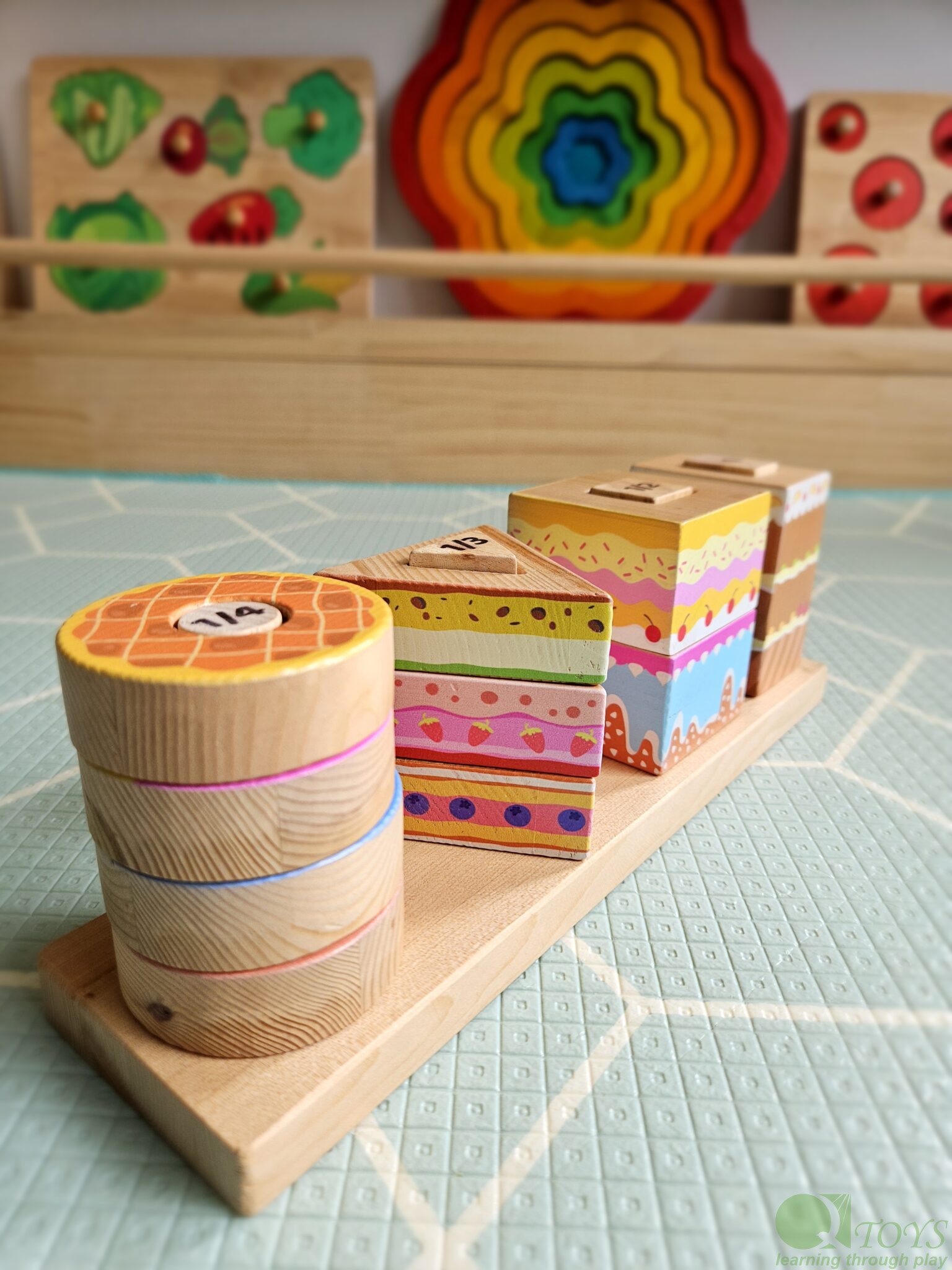 Fraction Cake Delight - QToys - Learning through Play