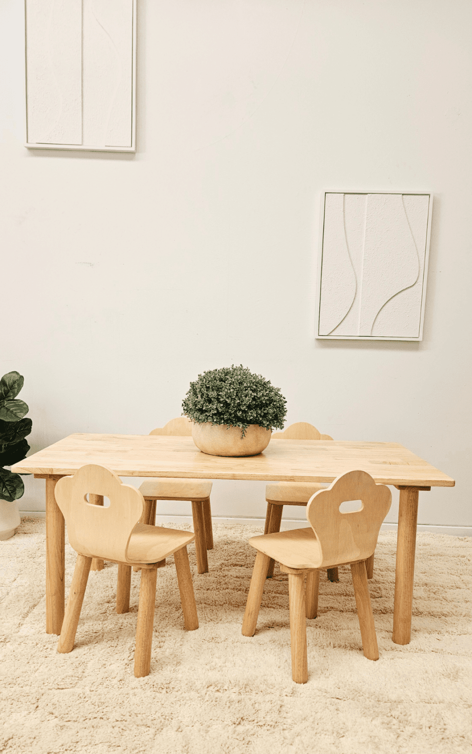 Classic Rectangular Table and 4 Chairs